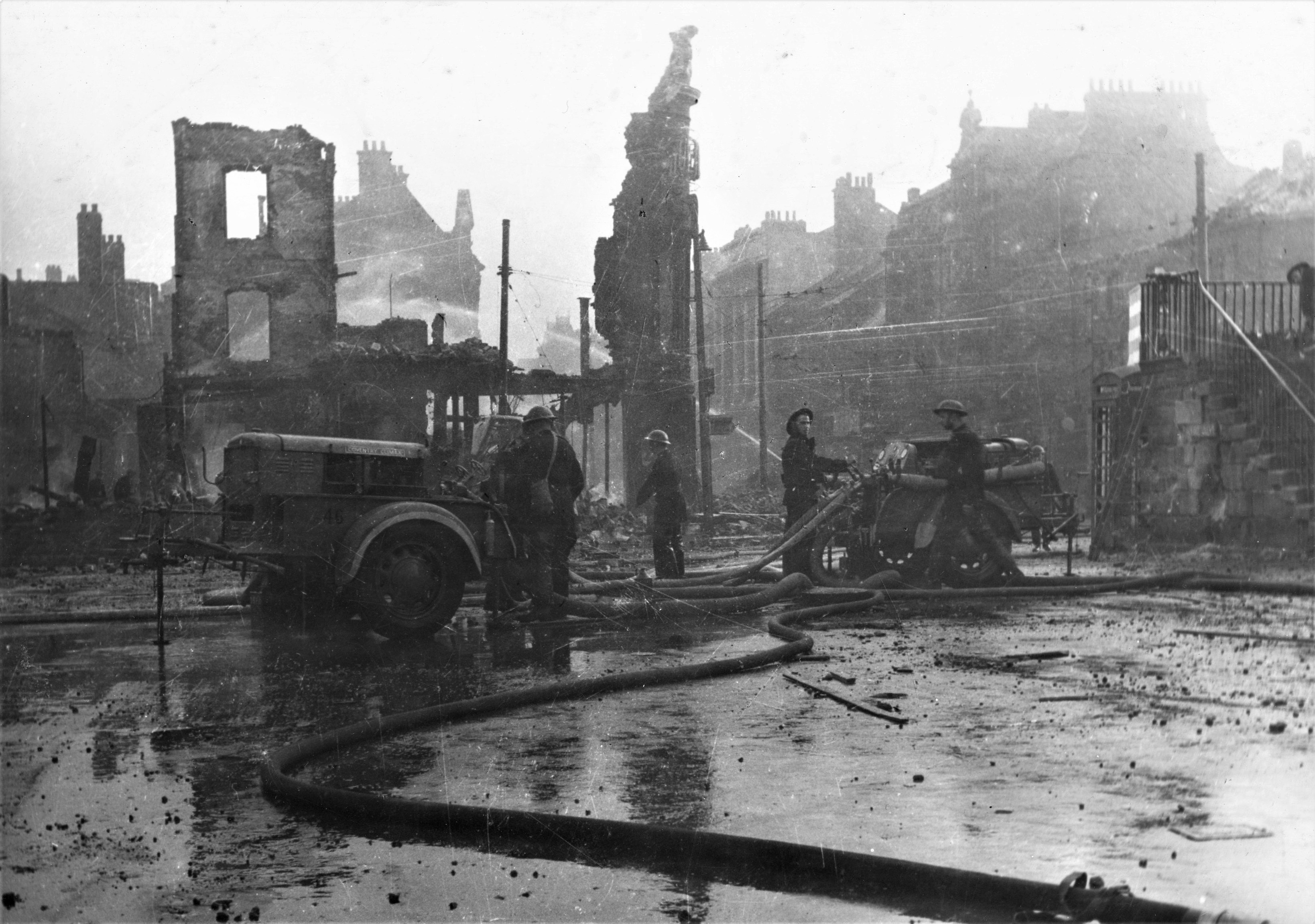 AMY FLAGG WAR DIARIES #3 THE LUFTWAFFE EXPLOSIVE RAID ON SHIELDS ...